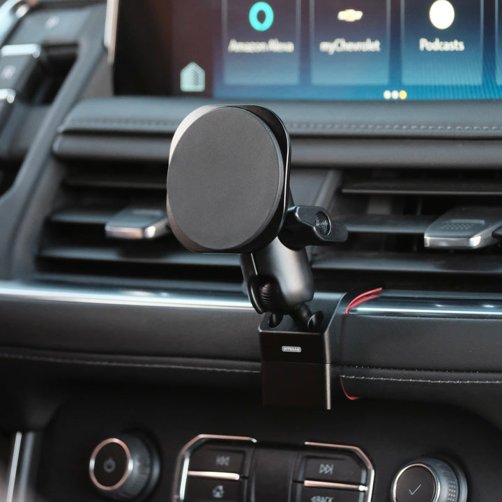 Vehicle-specific phone mounts for MagSafe | Offroam – OFFROAM