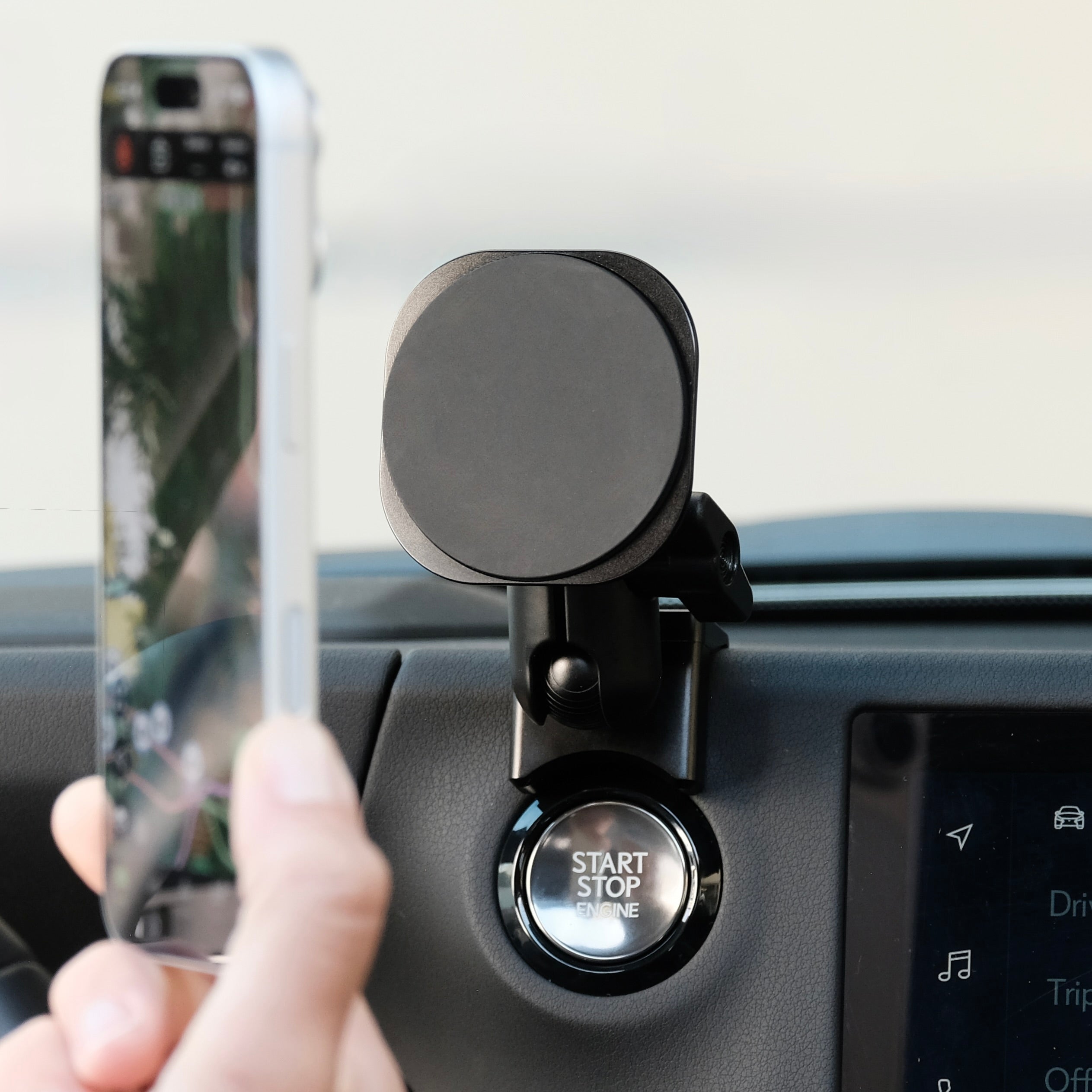 2024-2026 Lexus GX 550 MagSafe-compatible Phone Mount – OFFROAM