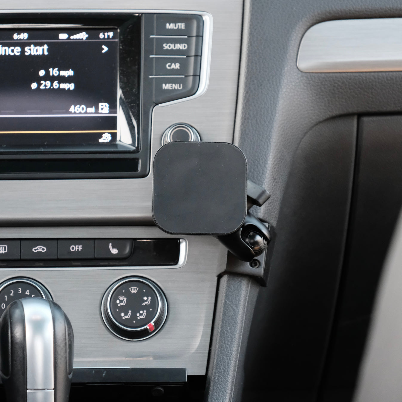 2013-2021 VW Golf Phone Mount with MagSafe – OFFROAM